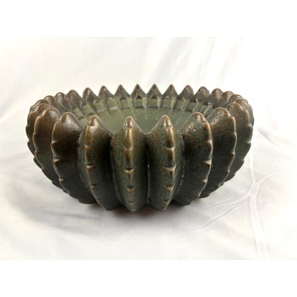 Unique | Accents | Vtg Scalloped Unique Decorative Bowl Textured Ridge ...